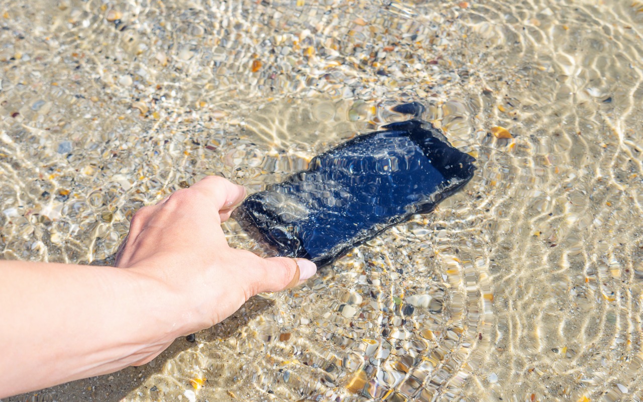 What to Do If Your iPhone Takes a Plunge – Ask Adam LLC: macOS & iOS ...